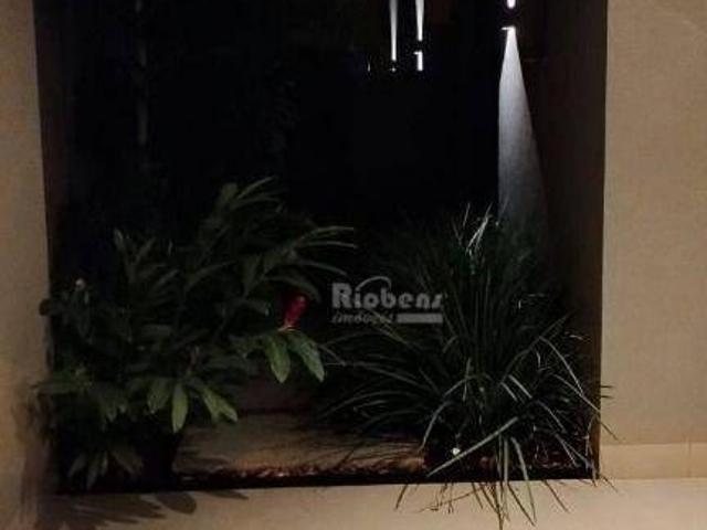 CASA 04 SÚITES AUTOMATIZAÇÃO DE ILUMINAÇÃO E SOM