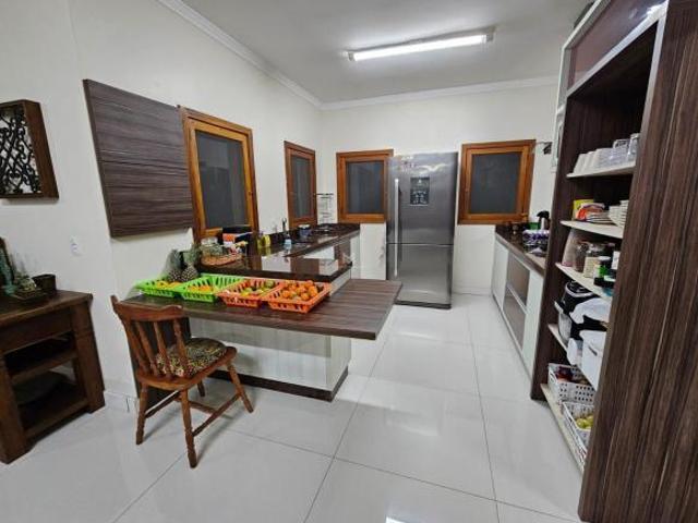 Casa 05 Dorm. ou + em Forqueta Caxias do Sul