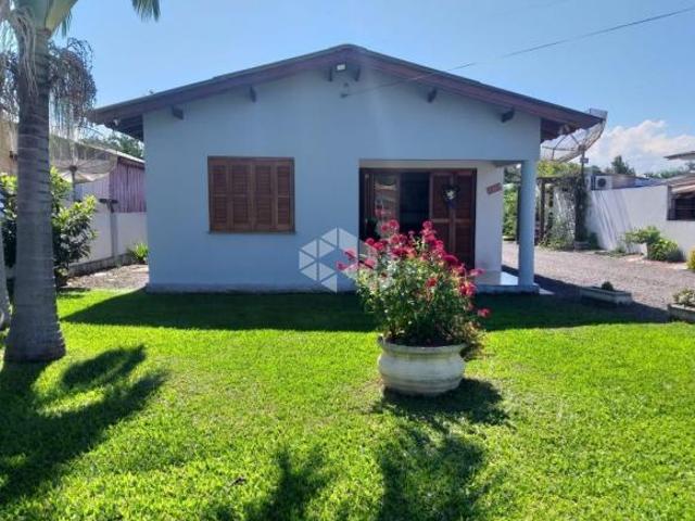 Casa 05 drmitórios na cidade de CANDELÁRIA RS