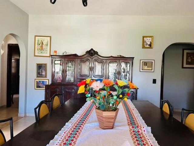 Casa, 05 quartos, Park Way, Aceita Permuta e financiamento