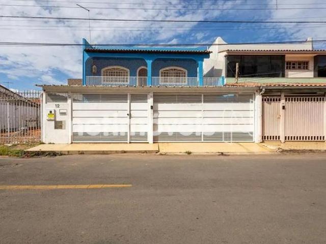 CASA 06 QUARTOS QE 32 GUARÁ II