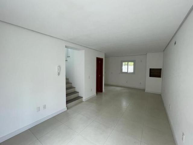 Casa 02 Dorm. Bairro Várzea Grande