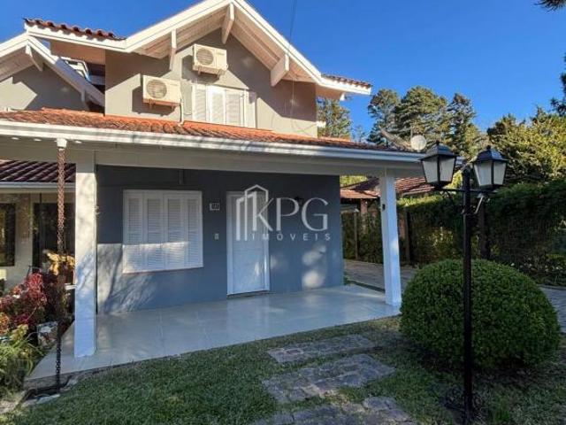 CASA 02 DORMITÓRIOS À VENDA EM GRAMADO