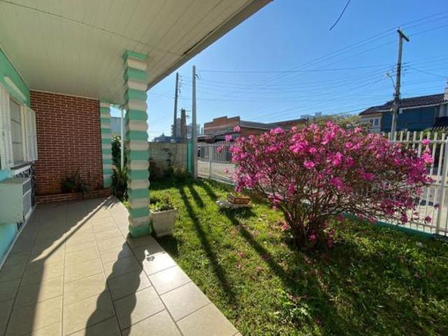 CASA 02 DORMITÓRIOS Bairro Centro
