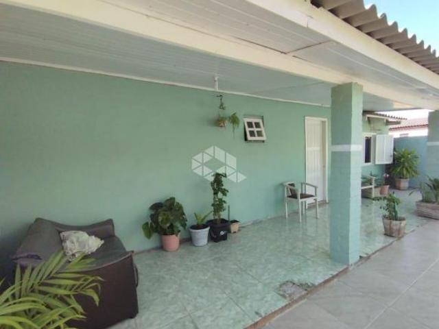 CASA 02 DORMITÓRIOS COM AMPLO TERRENO NO ALIANÇA