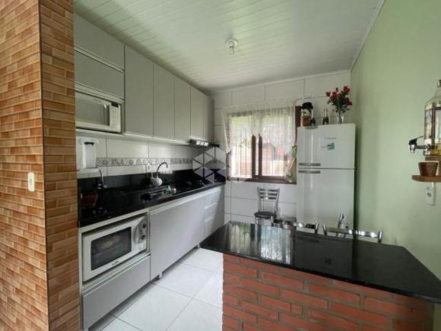 CASA 02 DORMITÓRIOS COM QUIOSQUE NO ESMERALDA