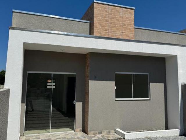 Casa 02 dormitórios e 01 suíte Riviera