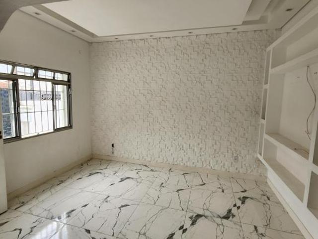 Casa 02 Quartos com 380m² Cidade Vargas