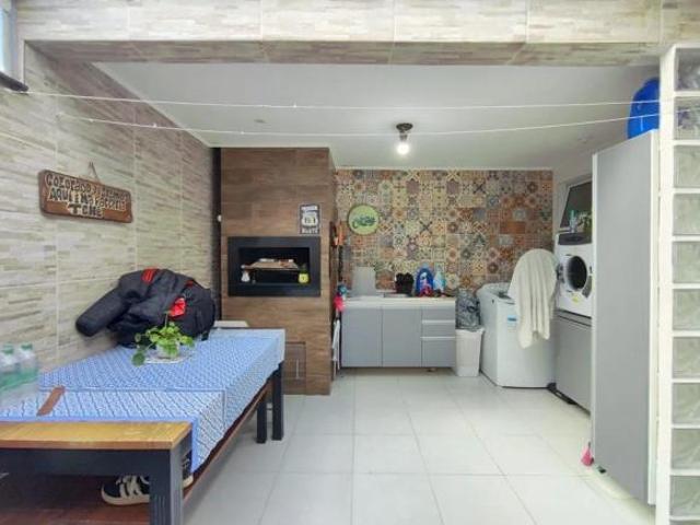 CASA 02 quartos em condomínio