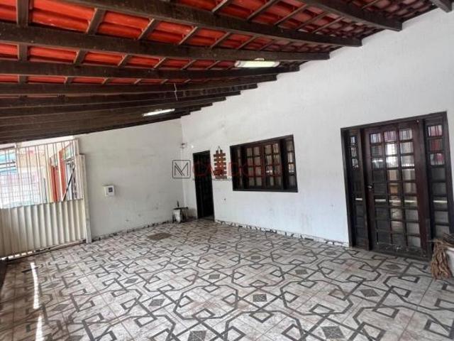 Casa 02 quartos em Samambaia Norte, Aceita Financiamento e FGTS, pronta para morar