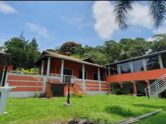 CASA 02 SUÍTES CHACARA SANTA MARIA COTIA/SP