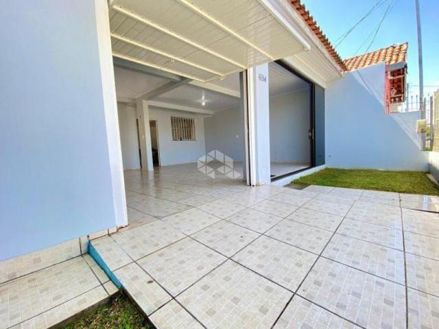Casa 03 domitórios à venda no Bairro Camobi próximo a UFSM em Santa Maria, RS