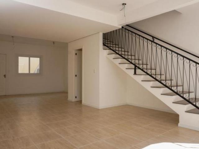 Casa 03 Dorm. Bairro Mato Queimado