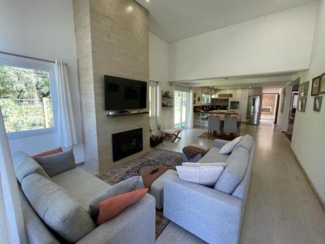 Casa 03 Dorm. Bairro Carniel