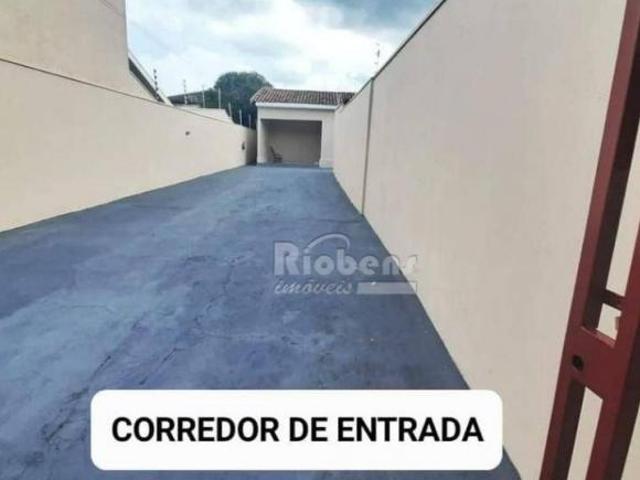Casa 03 Dormiórios 01 suíte R$ 265.000,00