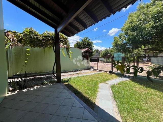 CASA 03 DORMITÓRIO NO BAIRRO AVENIDA