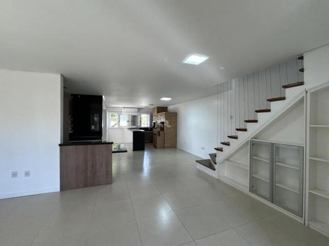 CASA 03 DORMITORIOS NO BAIRRO JARDIM EUROPA