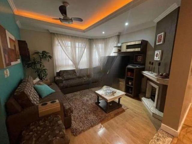 Casa 03 dormitórios no Bairro Moinhos de Vento em Canoas RS