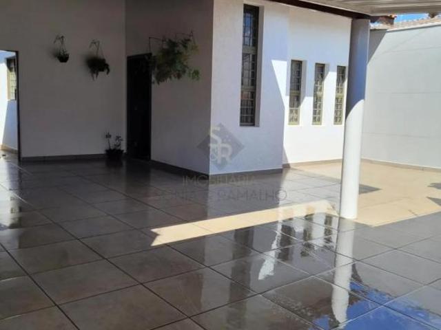 Casa 03 Dormitórios a Venda no Jóquei Clube Ribeirão Preto