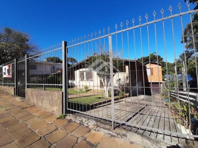 CASA 03 DORMITÓRIOS COM GARAGEM VERA CRUZ