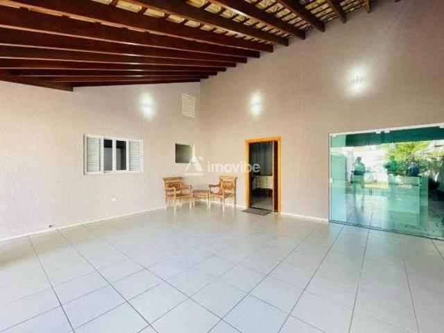 Casa 03 dormitórios com suíte, ampla área gourmet no bairro Terramérica em Americana/SP