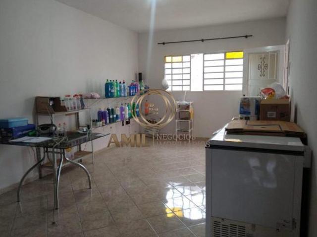 Casa / 03 dormitórios / Residencial Nova Caçapava / 312 m² de terreno / 150 m² de área construída Ca