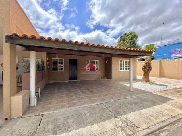 Casa 03 Dormitórios sendo 1 suíte em condomínio com 145m² Braga São Jose dos Pinhais