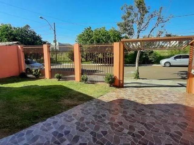 Casa 03 dormitórios, 01 suíte bairro São José Canoas RS