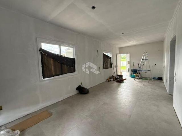 Casa 03 dormitórios 01 suíte em Linha Santa Cruz