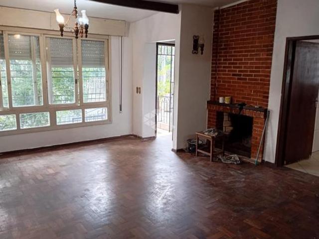 Casa 03 dormitórios, 180M² área privativa, bairro Nonoai em Porto Alegre