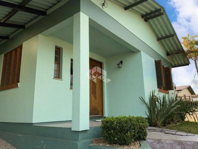CASA 03 DORMITÓRIOS