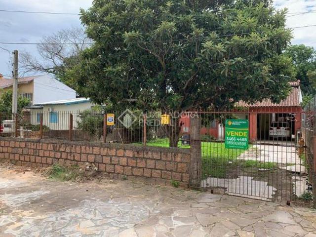 Casa 03 dormitórios