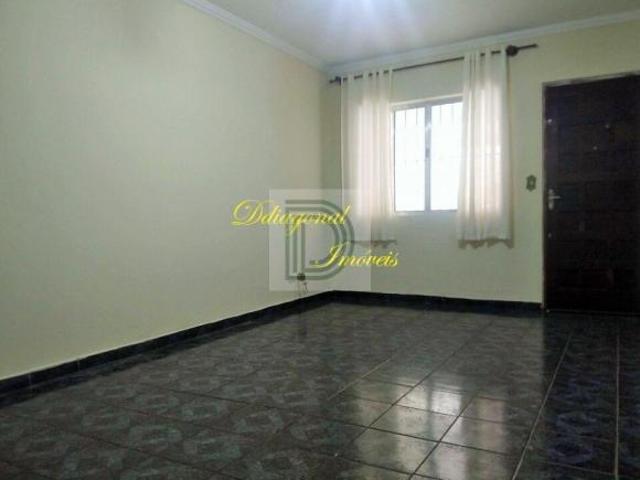 Casa. 03 quartos 01 suíte com varanda. 120 m2