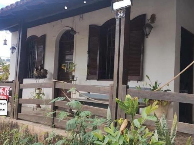 CASA 03 QUARTOS, 01 SUITE E QUINTAL