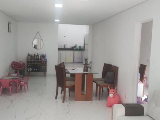 CASA 03 QUARTOS 03 VAGAS MODERNA