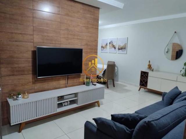 Casa 03 quartos com armários Bairro Independência Aparecida de Goiânia