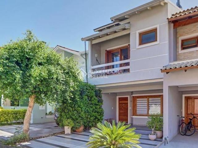 Casa 03 quartos com suíte em condominio