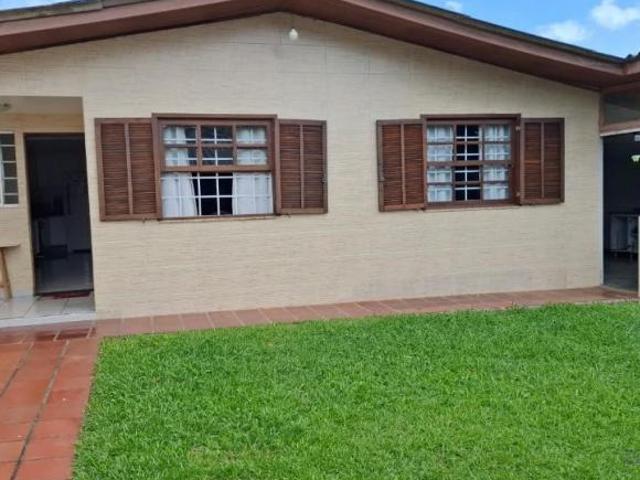 Casa 03 quartos c/suíte, com amplo terreno, edícula 03 peças, no Santa Cândida em Curitiba PR
