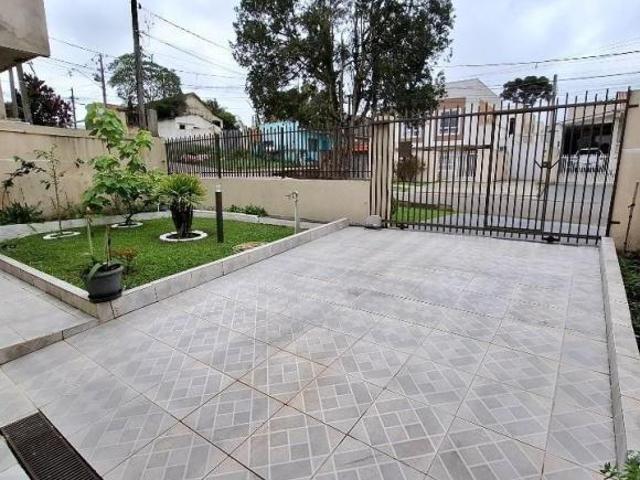 Casa 03 quartos c/suíte, próximo ao terminal, em Curitiba PR