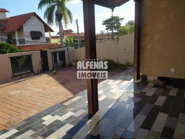 Casa 03 quartos á venda no bairro Três Barras