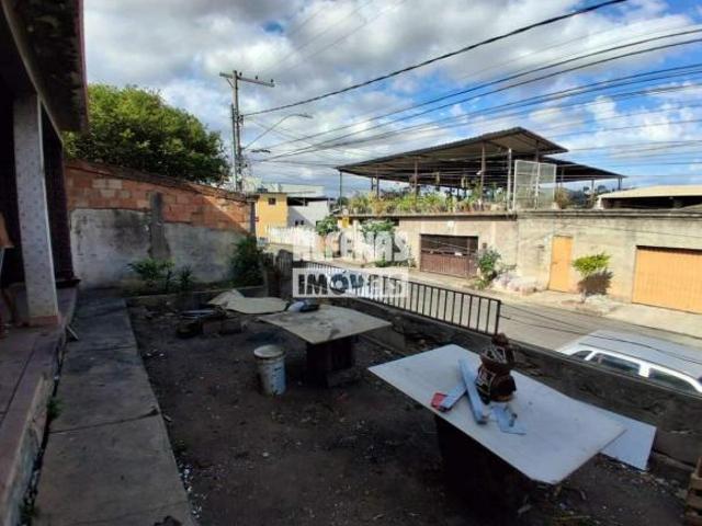 CASA 03 QUARTOS, DOIS BANHEIROS, ÁREA AMPLA,ACESSO A VIA EXPRESSA E SHOPPING ITAU AGUA BRANCA CONTA