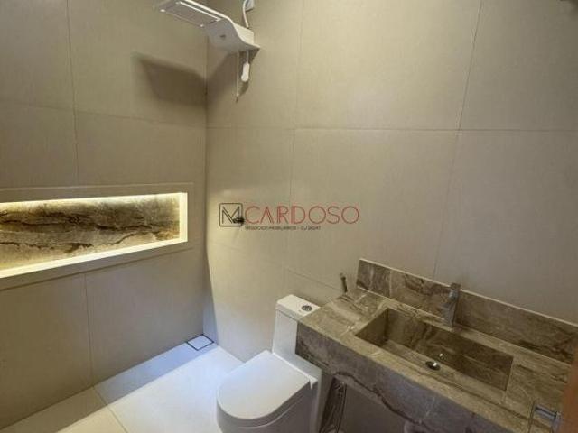 Casa 03 quartos em Samambaia DF, Alto Padrão c, 02 suítes, Aceita financiamento e FGTS