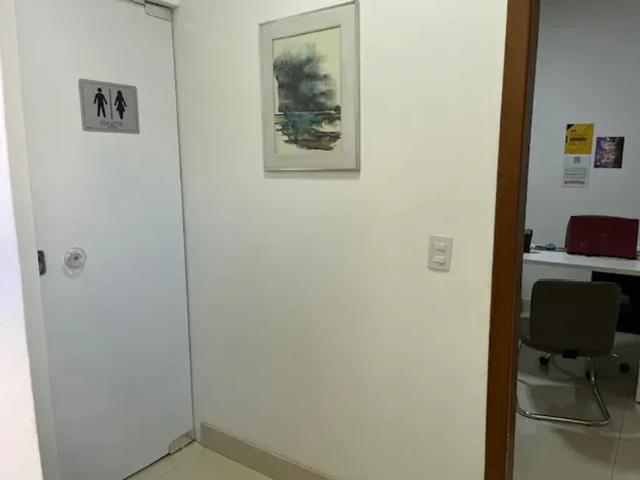 Casa 03 quartos Junto ao Goiânia Shopping