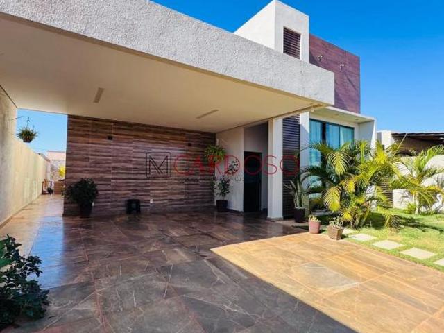 Casa 03 quartos na 26 de setembro, condomínio Fechado, alto padrão, 3 qtos + dependência