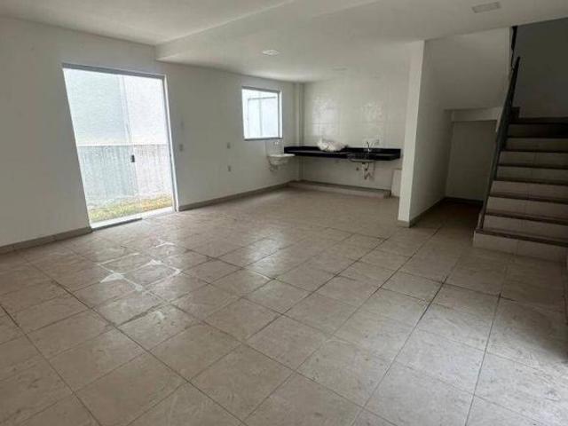 Casa 03 Quartos sendo 01 Suíte à Venda em Betim no bairro Vila Cristina
