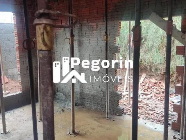 CASA 03 QUARTOS SENDO UMA SUITE NO BAIRRO BOA VISTA