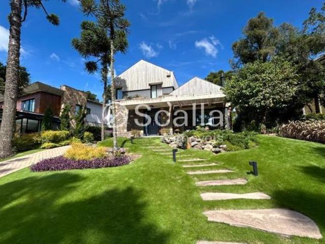 CASA 03 SUÍTES