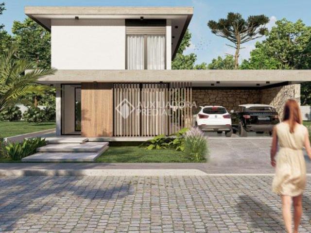 CASA 03 SUÍTES EM CONDOMINIO FECHADO