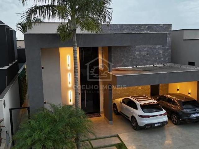 CASA 03 SUÍTES RUA 10 VICENTE PIRES COM MÓVEIS PLANEJADOS E ASSINADO COM PISCINA