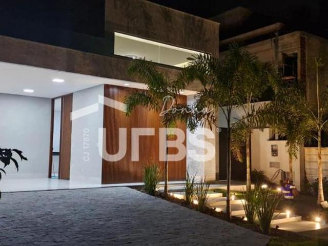 CASA 142MT 3 SUITES PARQVILLE JACARANDA